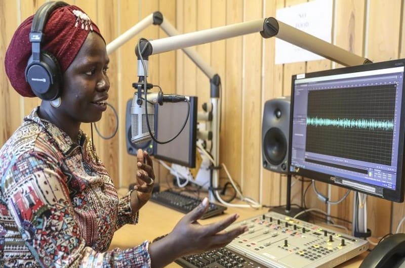 La journée mondiale de la radio célébrée avec « confiance » - Le ...