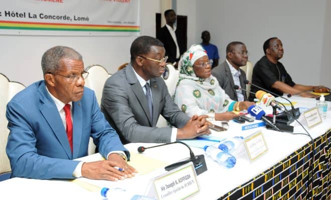 HCRRUN : mise en place des membres des Comités locaux de Paix des cinq (5) régions du Togo - Le ...