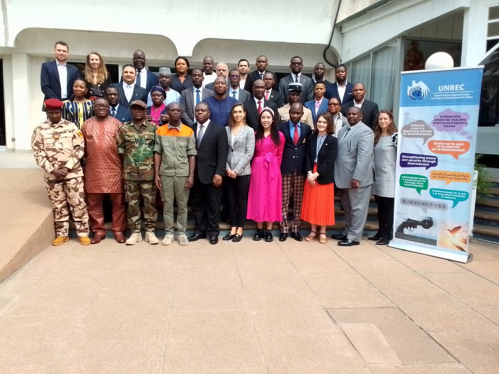 Emploi d'armes explosives dans les zones peuplées / Déclaration ...