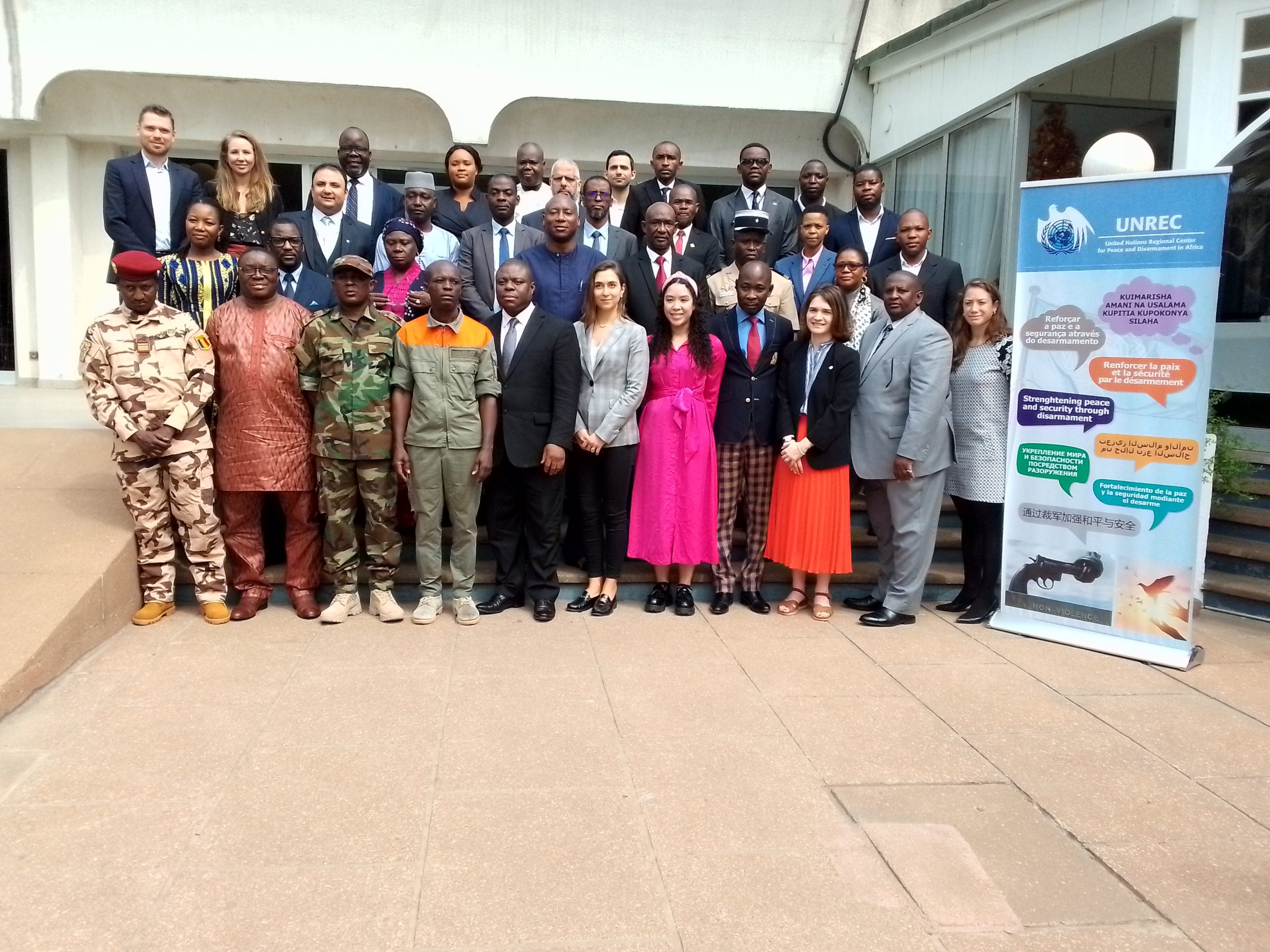 Emploi d'armes explosives dans les zones peuplées / Déclaration ...